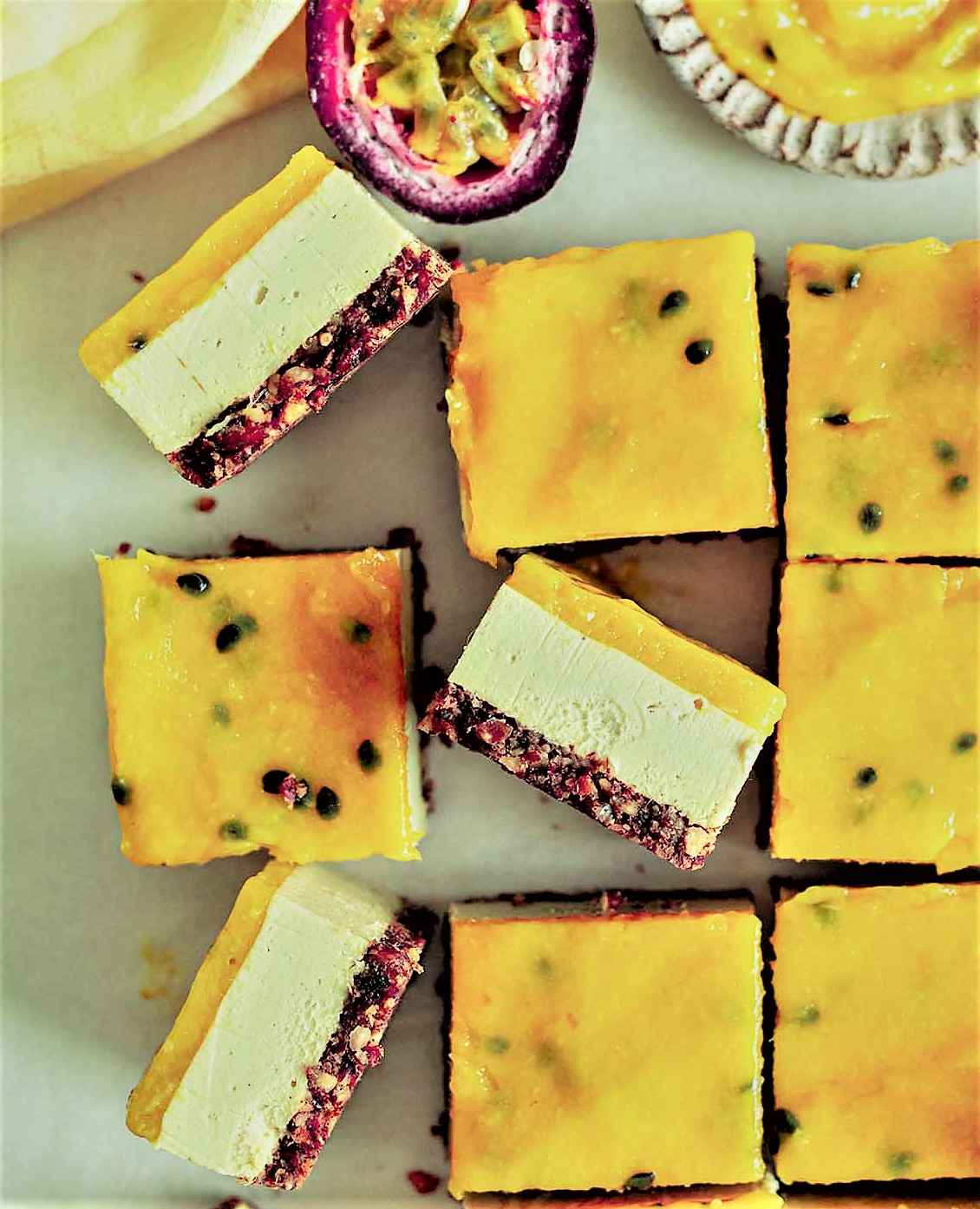 Mango Lemon Cheesecake Bars – Brunch Folks