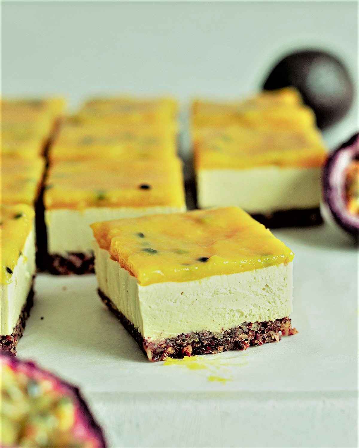 Mango Lemon Cheesecake Bars – Brunch Folks